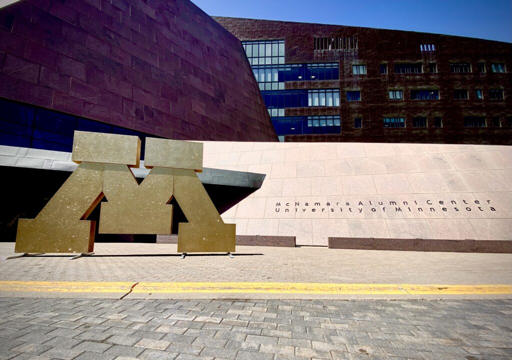 UMN Alumni: Golden M - Rush River Scenic